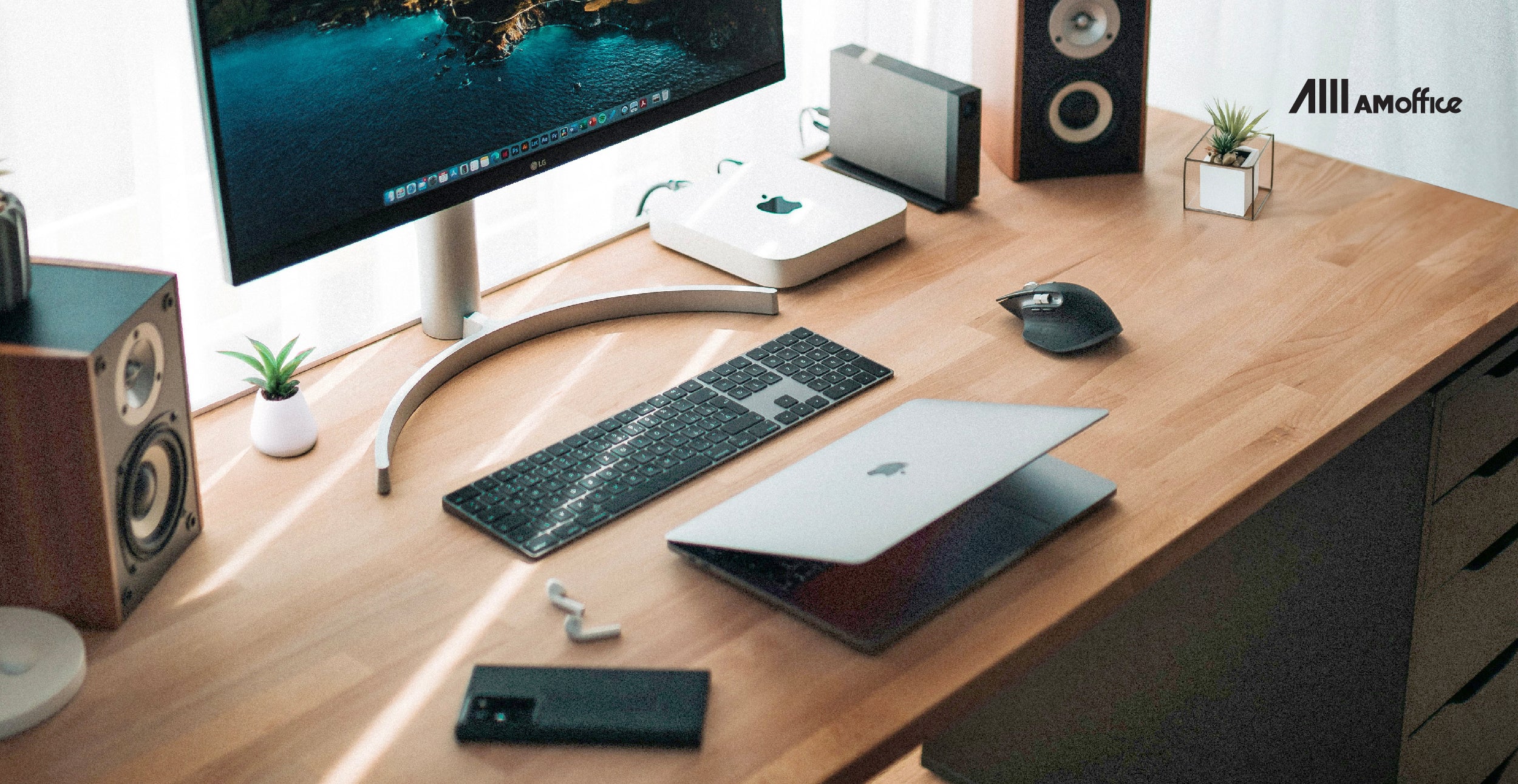 5 Tips to Set Up Your Office Desk for Comfort and Efficiency – AM Office