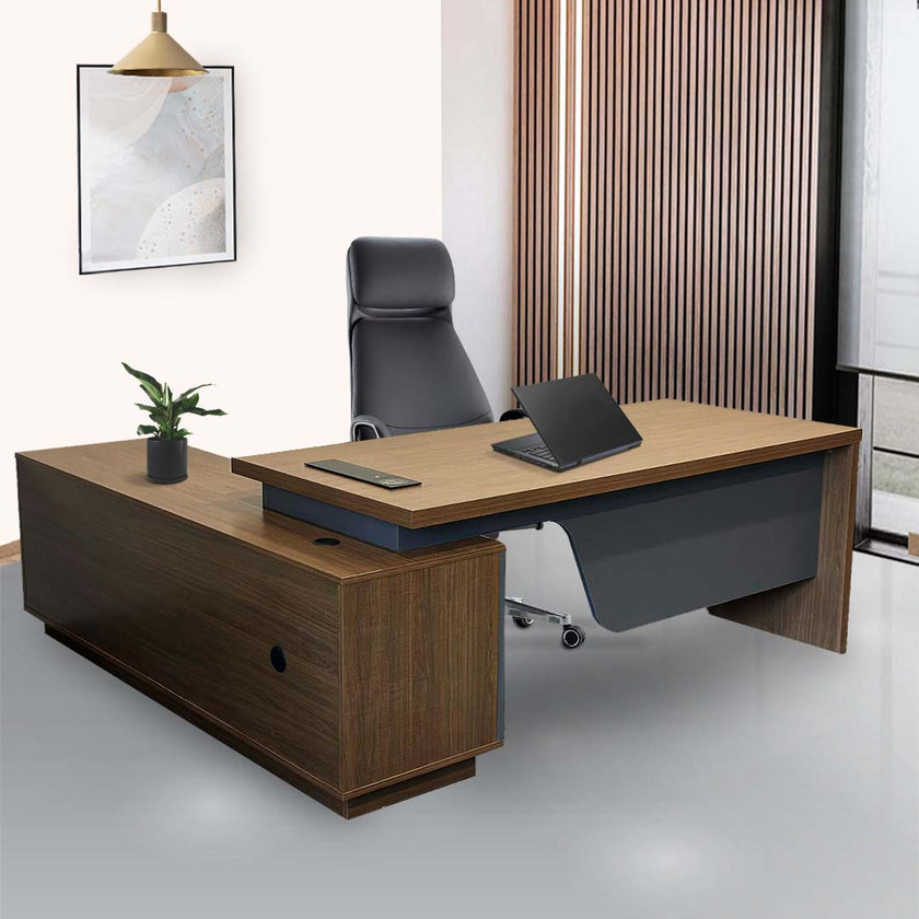 Tables & Desks – AM Office